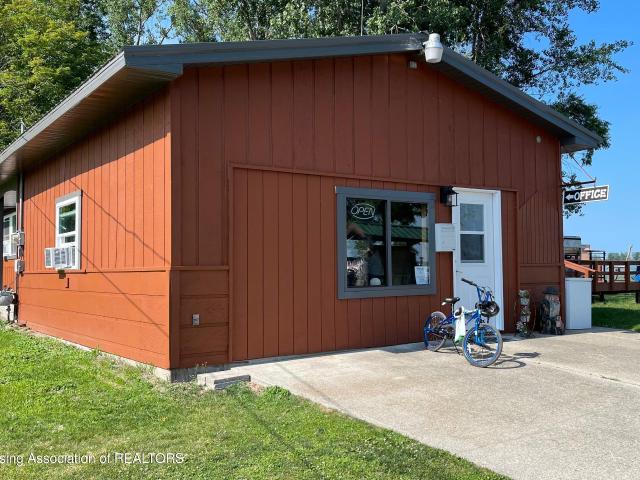 2325 Green Drive