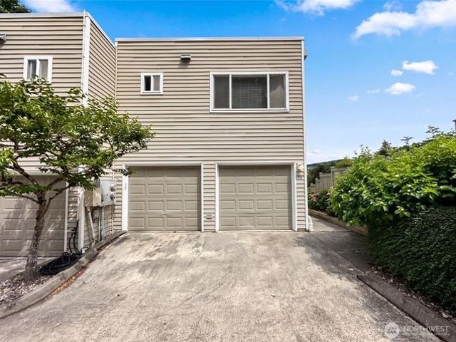 2325 Harbor Ave SW Unit B2, Seattle, WA 98126