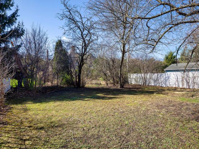 2325 Illinois Road