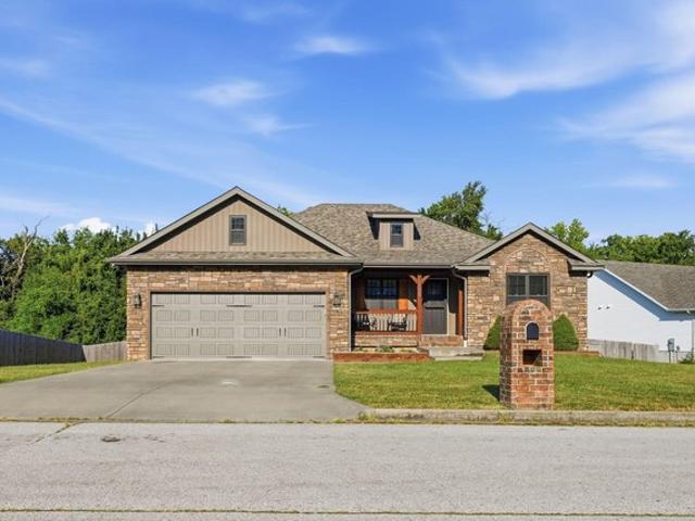 2325 S Mesa Dr, Bolivar, MO 65613