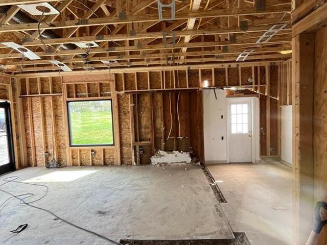 2325 Second Street Pike