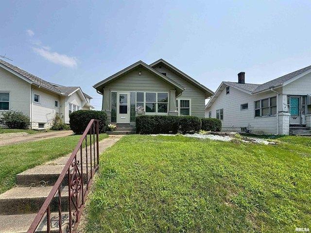 2325 38th St, Rock Island, IL 61201