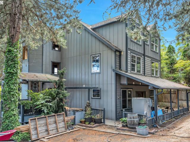 2325 5TH AVE