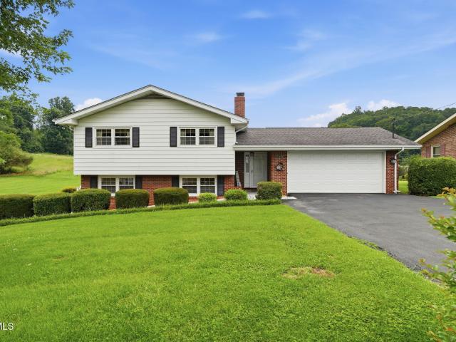 23261 Edgewood Drive