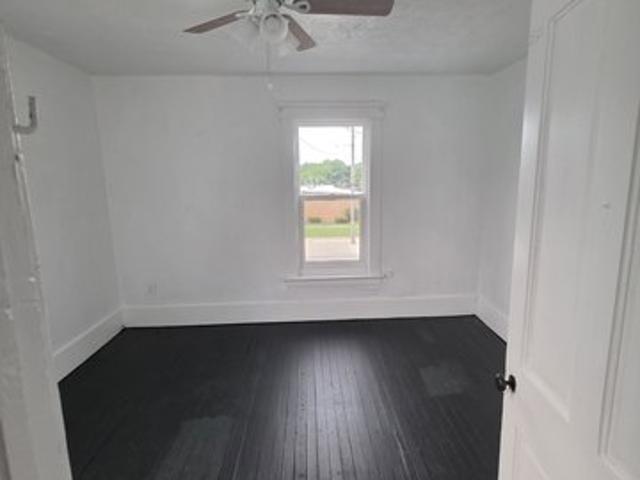 2326 N Ridge Rd, Elyria, OH 44035