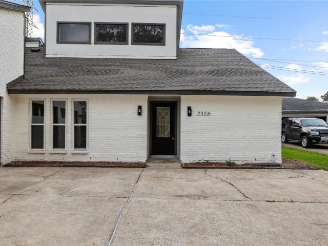 2326 Ashmont Drive