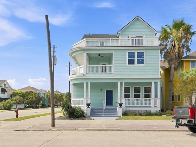 2326 Bernardo De Galvez, Galveston, TX 77550