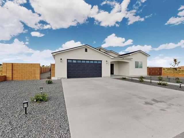 2326 Box Lake Dr NE, Rio Rancho, NM 87144