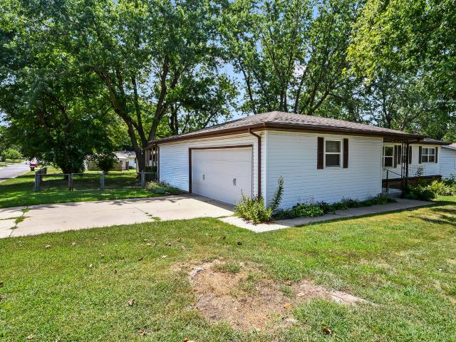 2326 E Nora Street