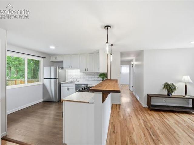 2326 Eagle View Drive