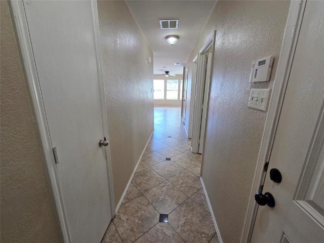 2326 Kingsway Drive
