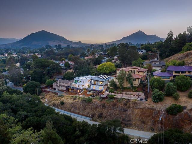 2326 Santa Ynez Avenue