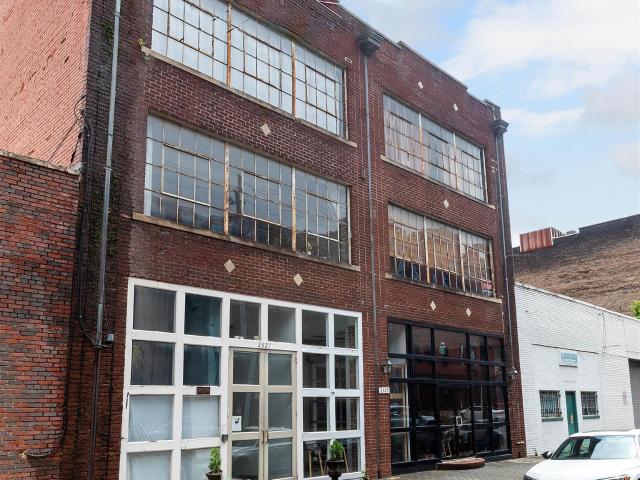 2327 Morris Avenue # 3A