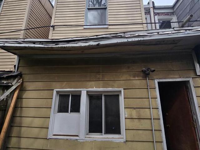 2327 N Opal Street