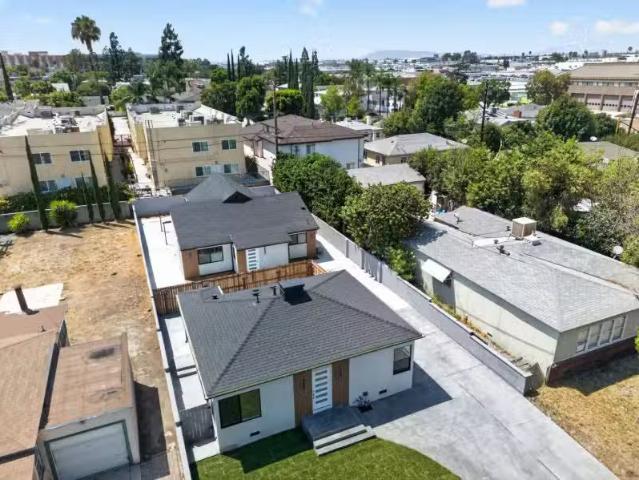 2327 N Naomi St, Burbank, CA 91504 MLS# GD26176316