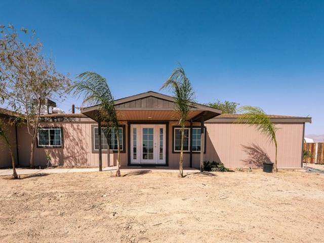 2327 Brentwood Ave, Thermal, CA 92274
