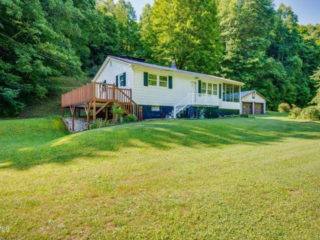 2327 Dry Creek Road