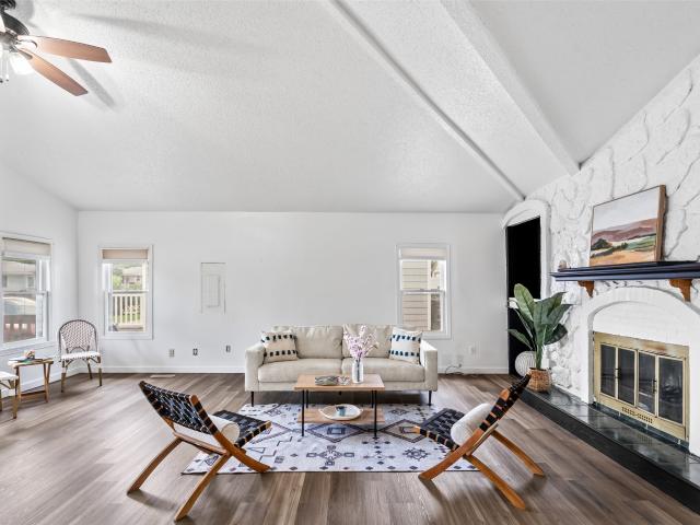 2327 E 37th Court