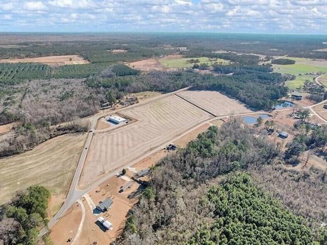 2327 Hwy, Four Oaks, NC 27524