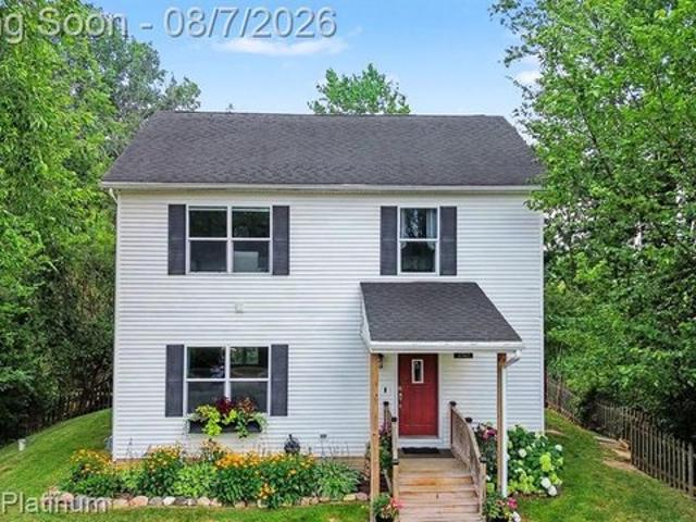 2327 Hammerslea Rd, Orion, MI 48359