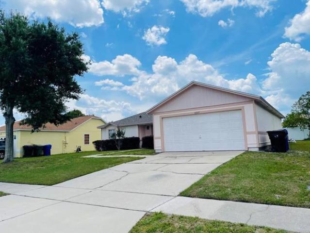 2327 Queenswood Cir, Kissimmee, FL 34743
