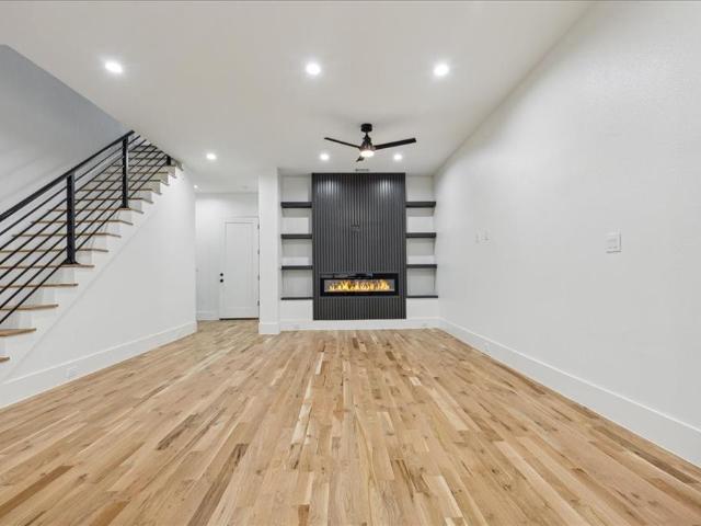 2327 Vagas Street # 102