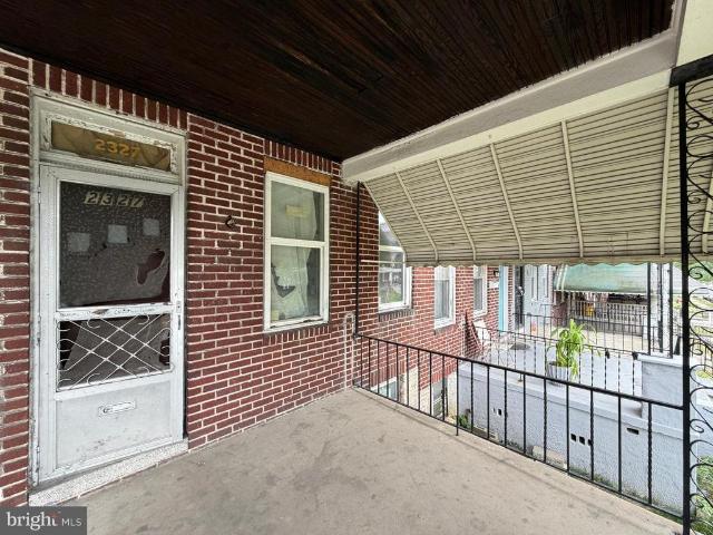 2327 W Lexington Street