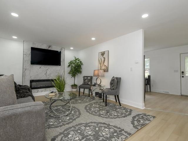 2327 W Vine St, Milwaukee, WI 53205