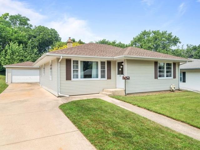 2327 Wisconsin Rd, Rockford, IL 61108