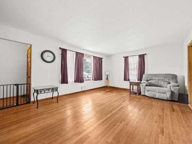 2327 Wisconsin Road