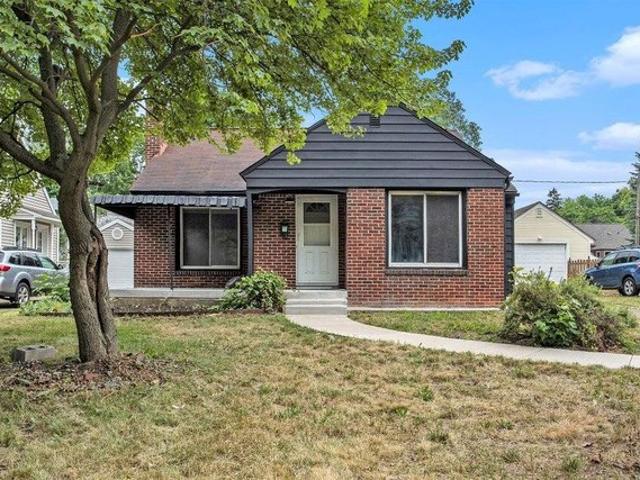 2328 Monroe Ave NE, Grand Rapids, MI 49505