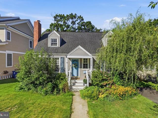 2328 N Columbus St, Arlington, VA 22207