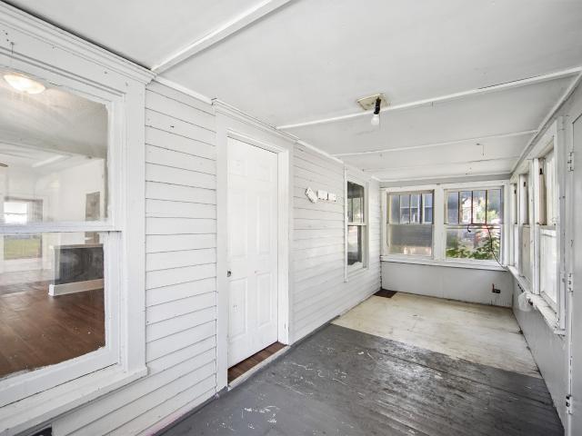 2328 E 14th Street