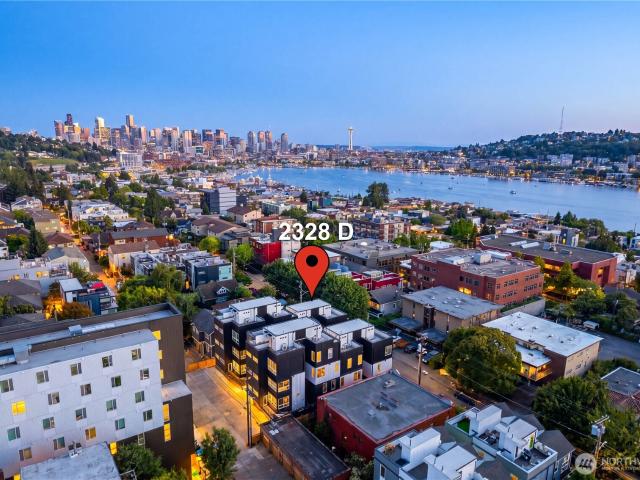 2328 Franklin Avenue E # D