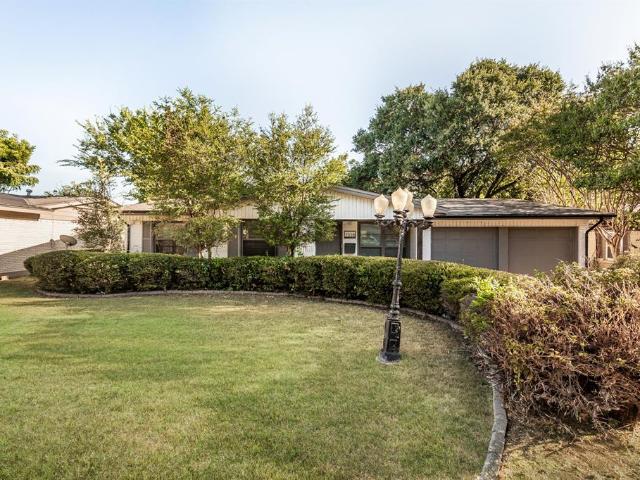 2328 Globe Avenue