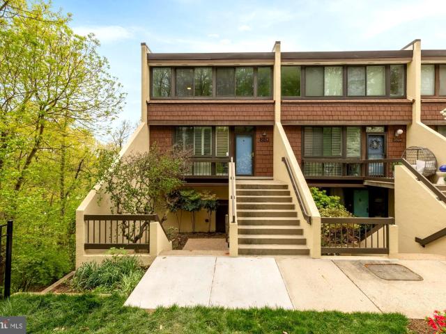 2328 S Quincy St, Unit 2, Arlington, VA 22204 | MLS #VAAR2071 | Compass
