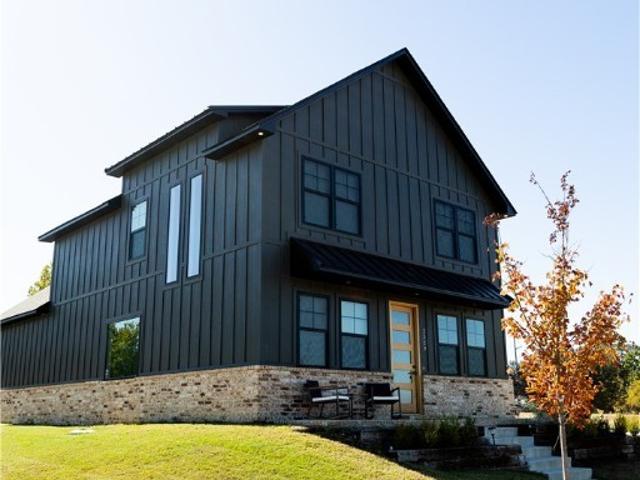 2329 Abbey Way