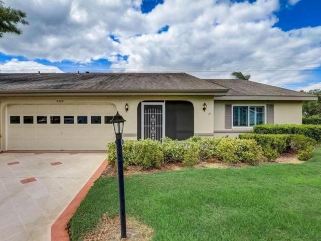 2329 Lancaster Dr, Sun City Center, FL 33573
