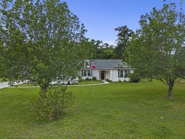23200 Baneberry Rd, Magnolia, TX 77355