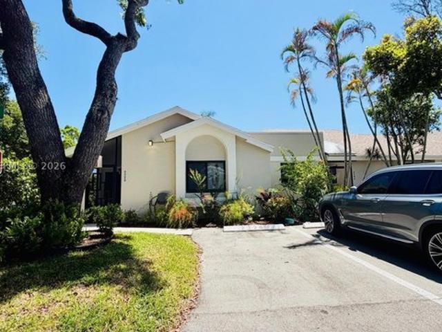 2320 NW 12th St, Delray Beach, FL 33445