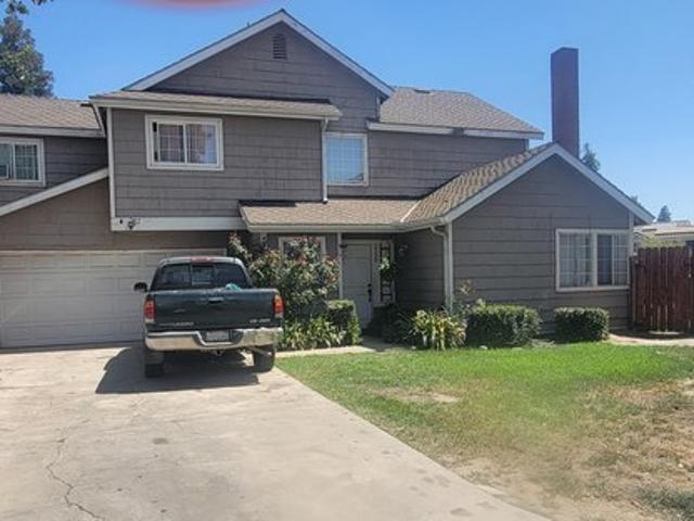 2320 N Clark St, Visalia, CA 93292