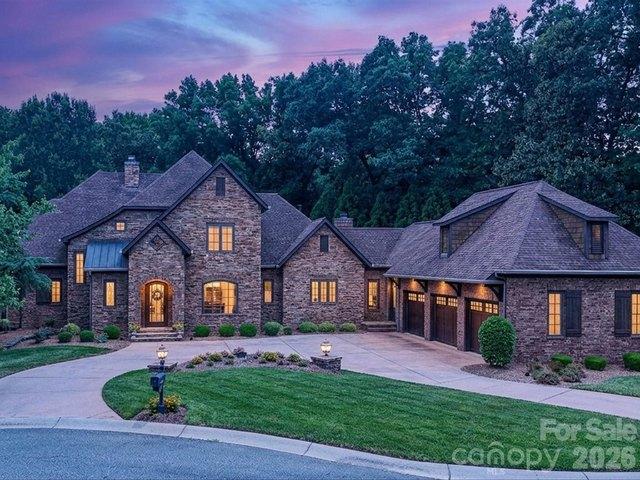 2320 Brawinal Ct, Monroe, NC 28110