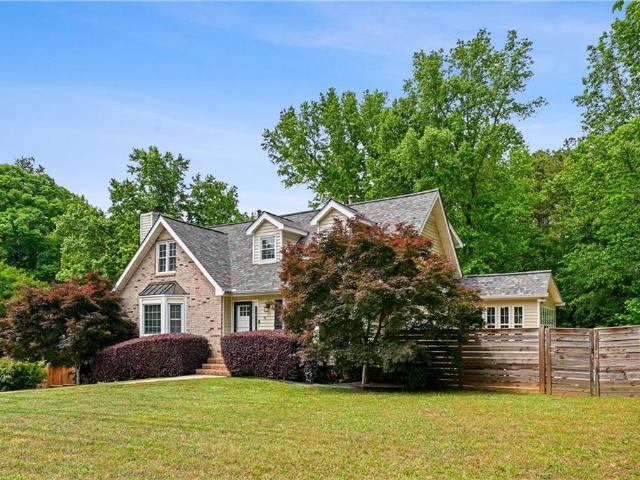 2320 Brownstone Court NE