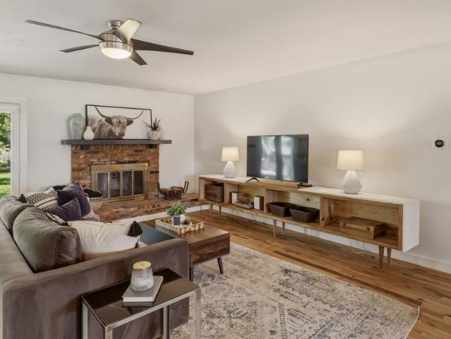 2320 Chart Dr, Dallas, TX 75228 | MLS #21325