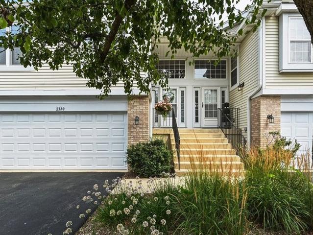 2320 Chasewood Dr, Downers Grove, IL 60515