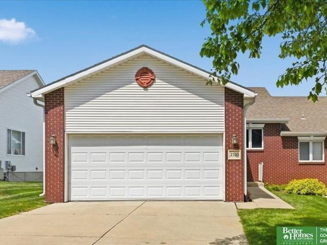 2320 Dodge St, Lincoln, NE 68521