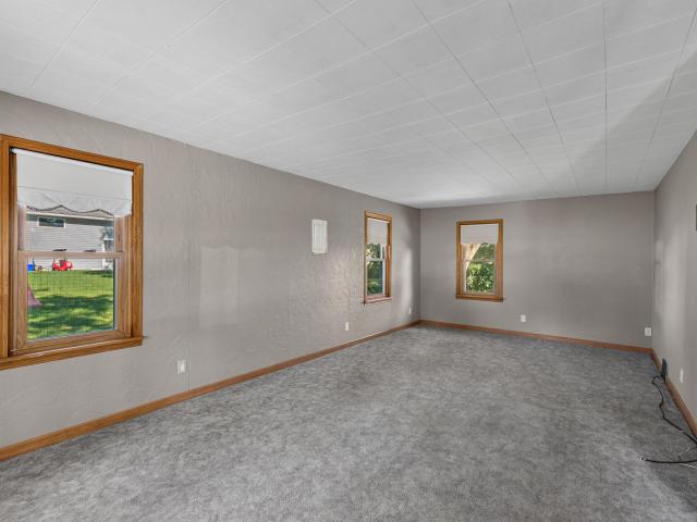 2320 E Sandy Acre Rd