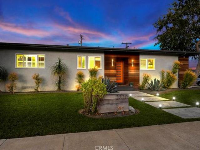 2320 Fanwood Ave, Long Beach, CA 90815