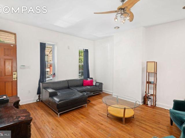 2320 Fitzwater St, Philadelphia, PA