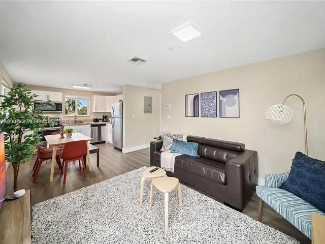 2320 Garfield St, Hollywood, FL 33020 | MLS #A12007
